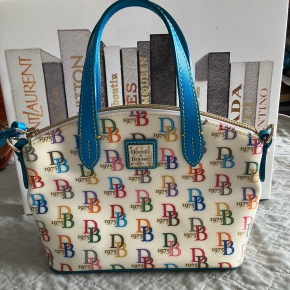 Dooney & Bourke | Bags | Euc Dooney Bourke Crossbody Bag Rainbow 975 ...